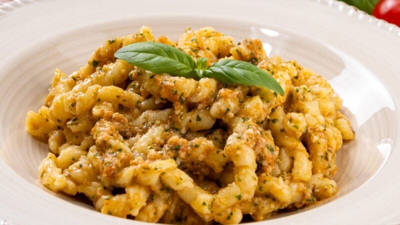The Royal Court of Pasta | The Pasta Queen's Masterclass of Recipes ...